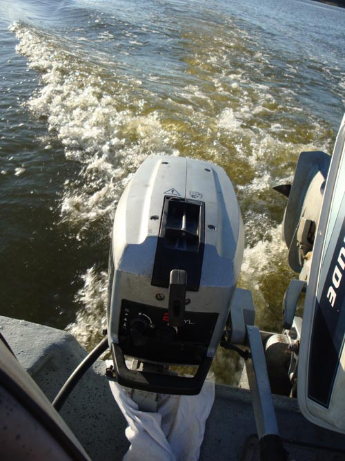 Used 2.5 hp Evinrude Outboard Boat Motor - Johnson 3 hp Outboards