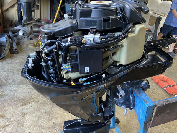 25 hp Mercury 4 Stroke BigFoot Outboard Boat Motor For Sale