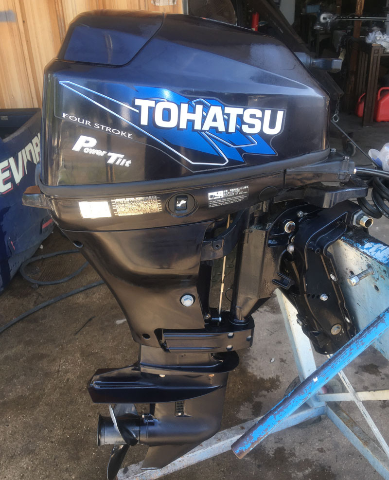 20 hp Tohatsu Outboard Boat Motor.