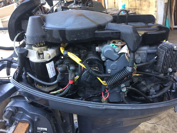 25 hp Yamaha 4 Stroke Outboard Boat Motor For Sale.